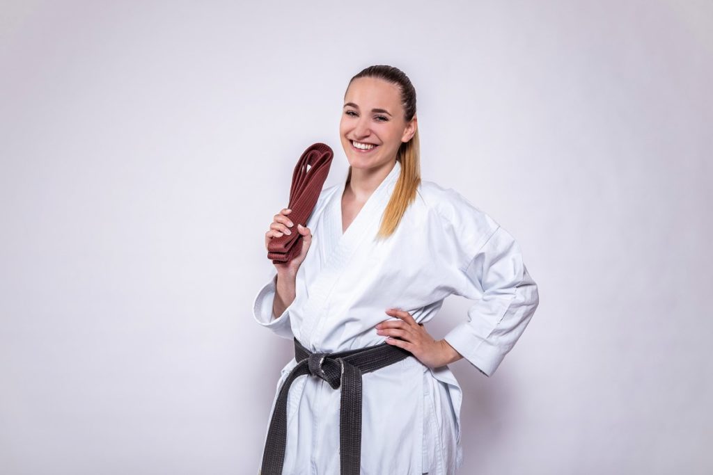 Karate 2. Kyu Shotokan Prüfung – Prüfungsprogramm zum 2. braunen Gürtel
